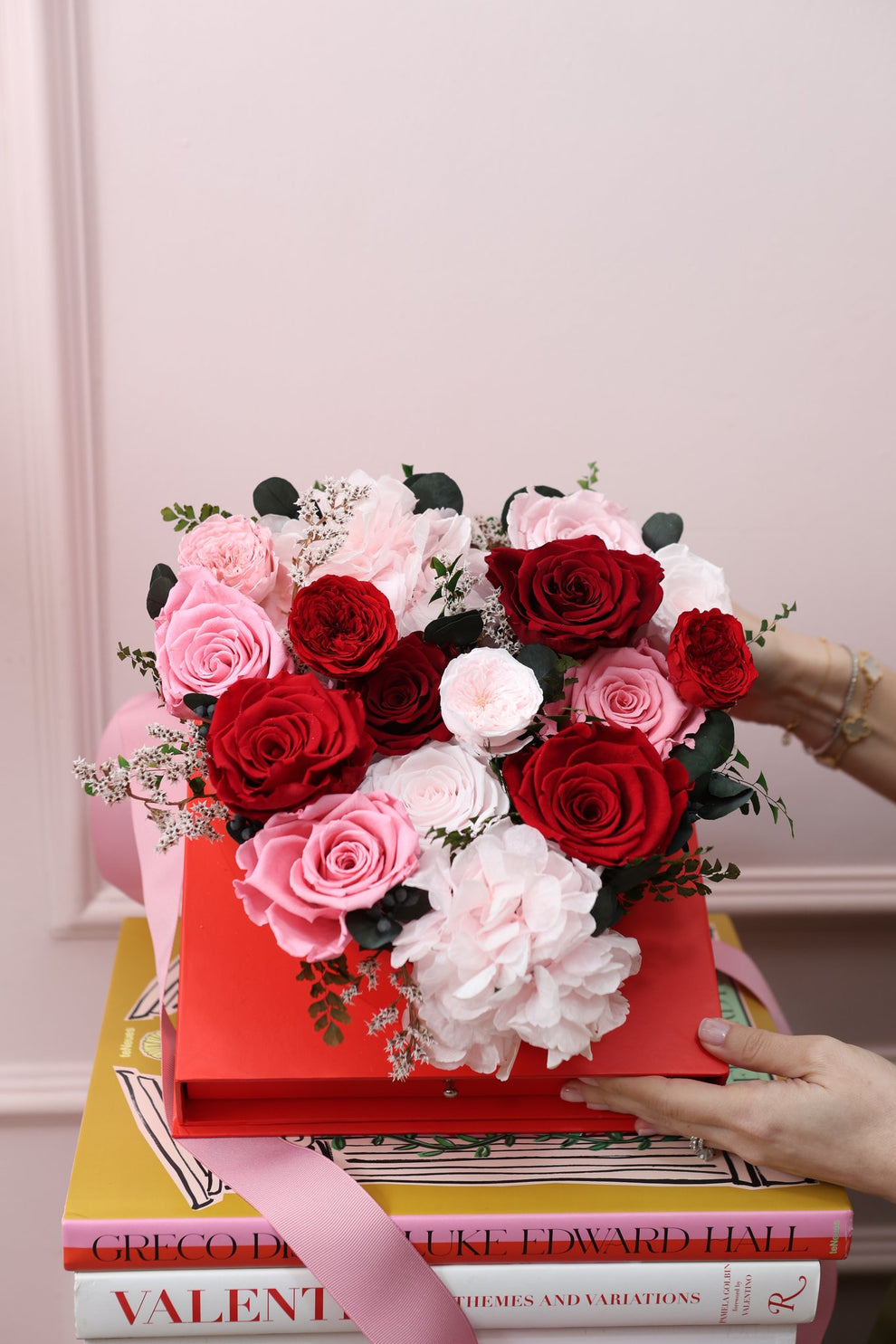 Red Statement Box – Caperucita Rosa